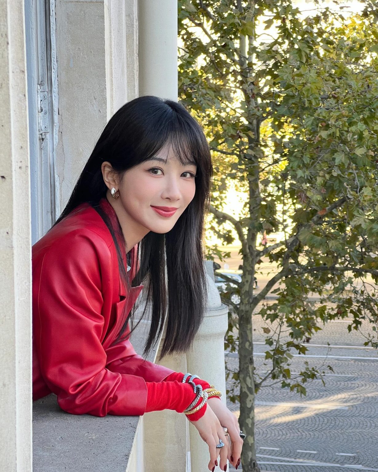 Yang Zi (杨紫) Husband, Net worth, Daughter & Lifestyle 2025