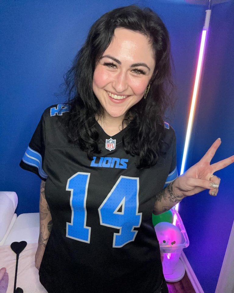 Josie Jaxxon Wiki, Age, Career, Success Story & Worth (2025)