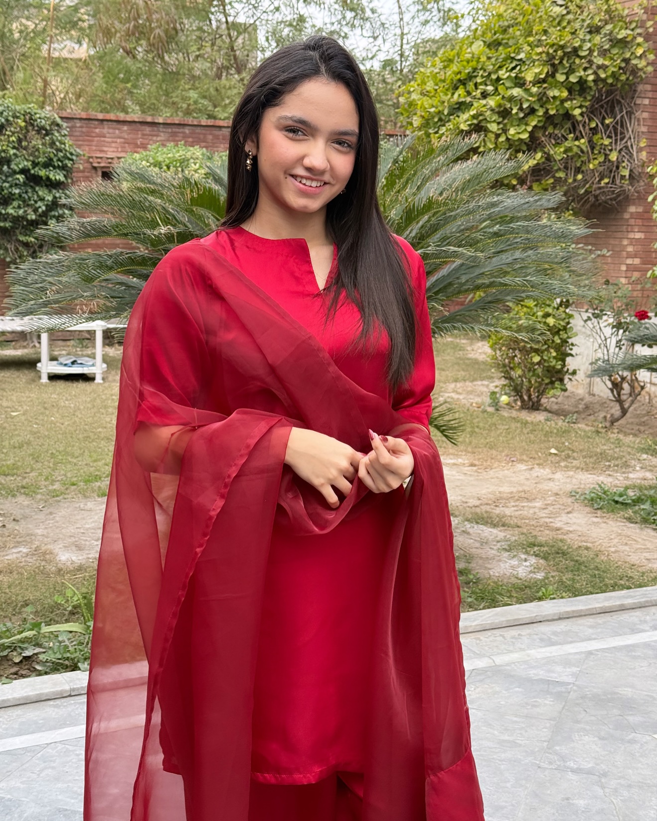 Aina Asif Age: How Old Is the Pakistani Actress - Stars History