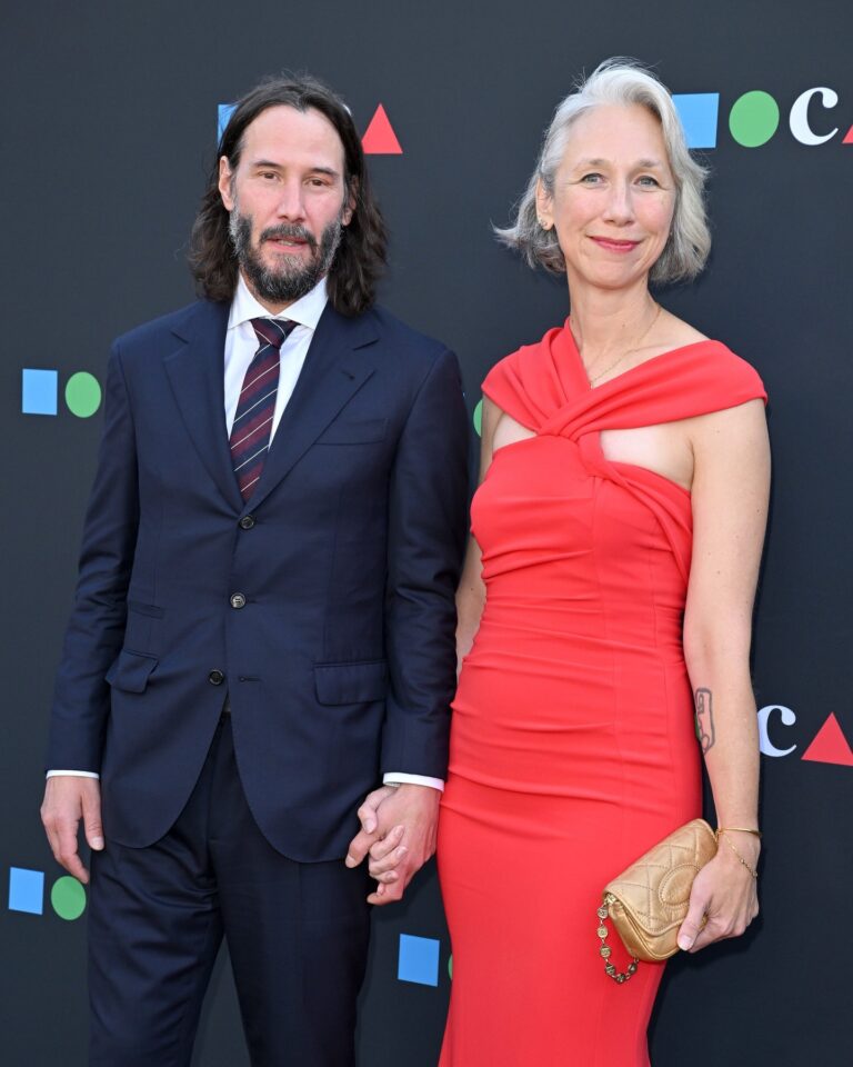 Alexandra Grant Age: How Old Is the Famous Visual Artist - Stars History